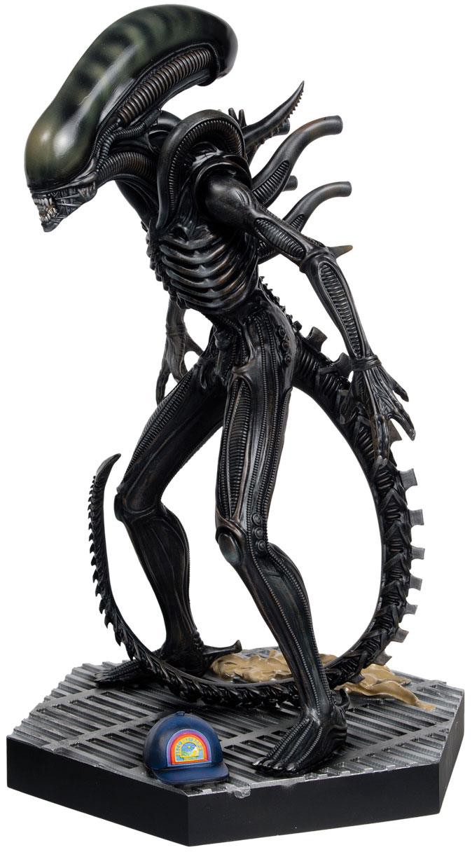 The Alien & Predator Figurine Collection - Mega Alien Xenomorph - Heromic