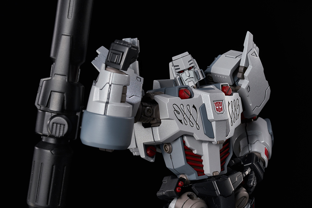 Transformers - Megatron (IDW Autobot ver.) Plastic Model Kit - Heromic